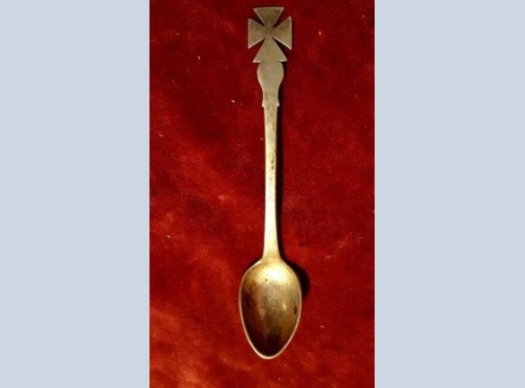 ORTHODOX CHRISTIANITY THEN AND NOW: The Story of a Communion Spoon