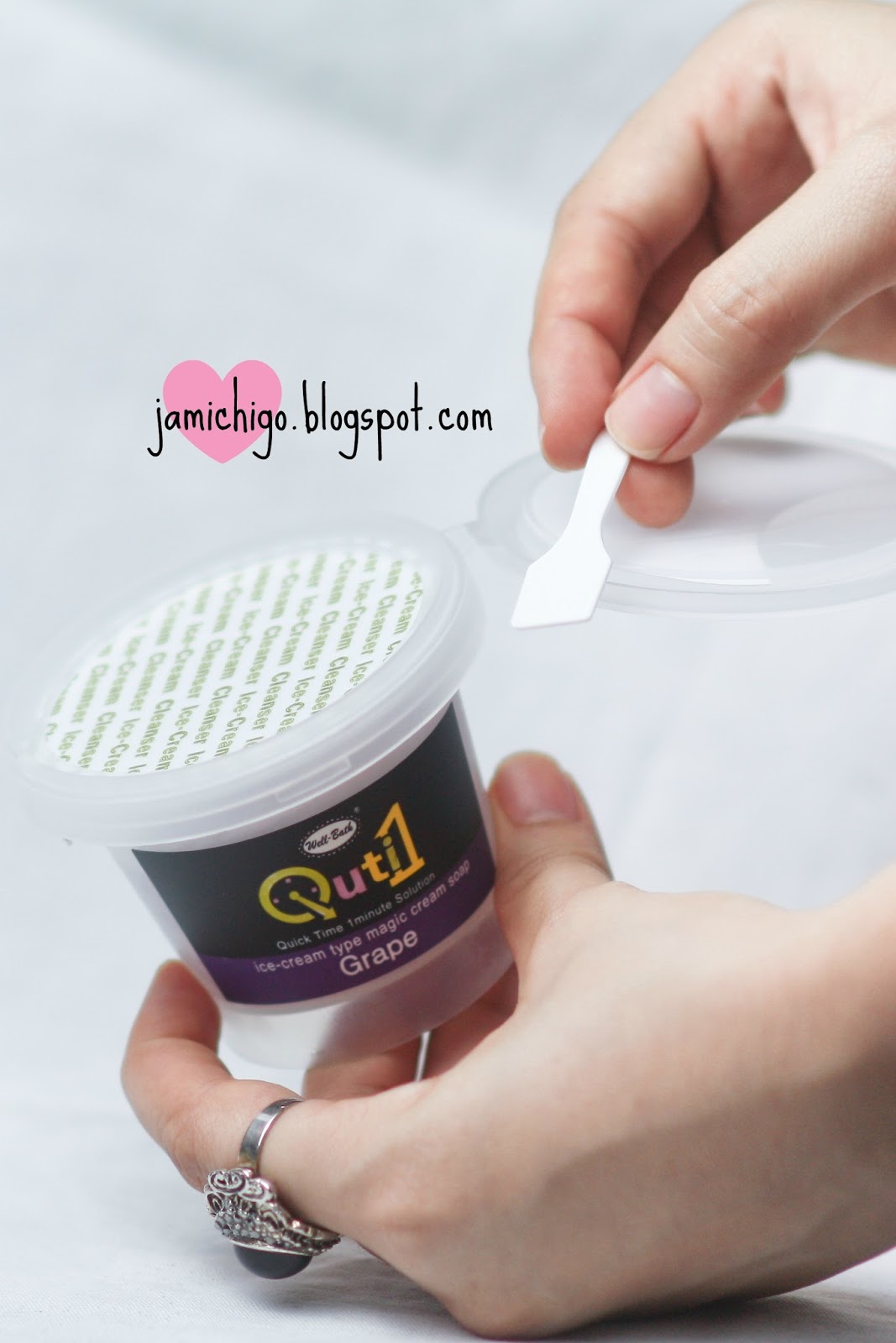 Jamichigo: Product Review: Ice-cream Type Magic Cream Soap