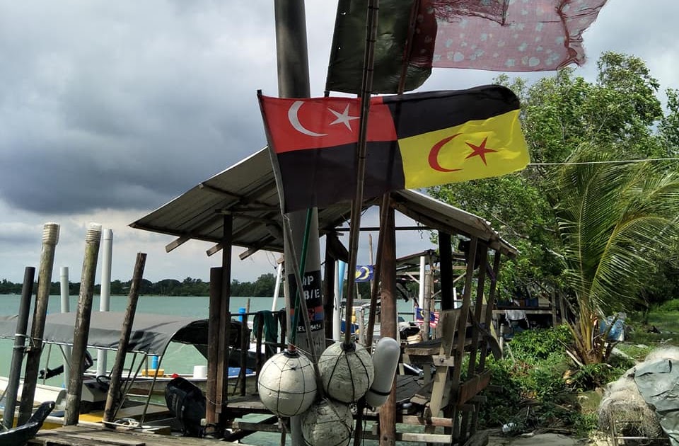 MAKAN OYSTER DI TIRAM MUAR OYSTER