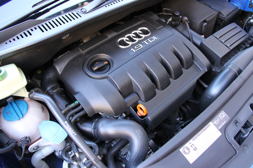 engine cover - CADDY2K.com