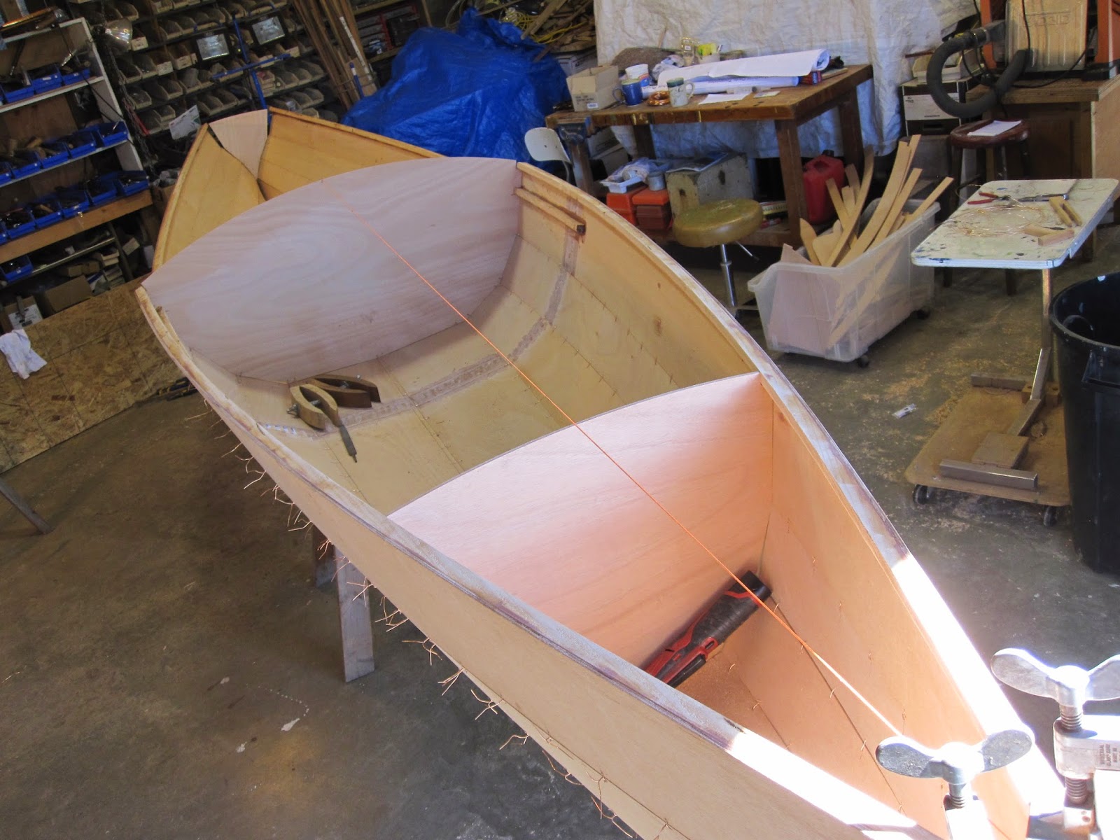 DoryMan: Angus Cruising Rowboat