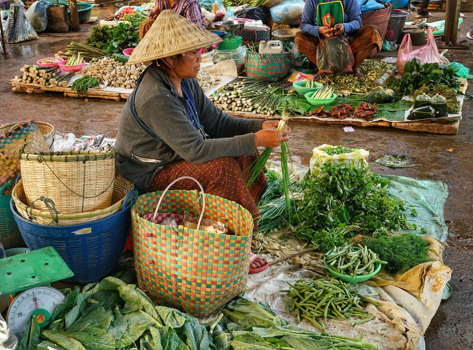 Serunya Wisata Berbelanja Ke Pasar Tradisional Cilya In Wonderland