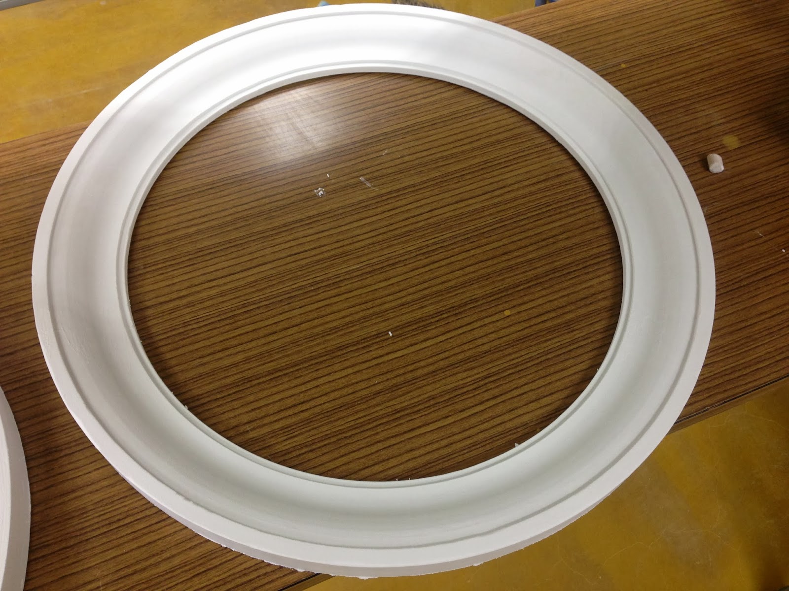 百姓 Hyakusho: Circular Gypsum Moulding