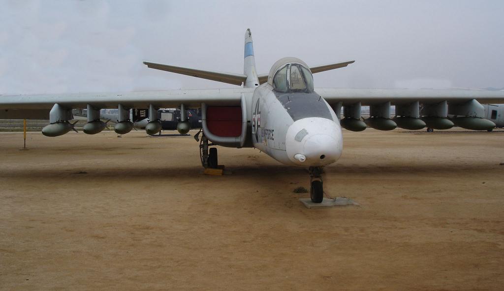 Oldsarges Aircraft Model blog: The Grumman A-9