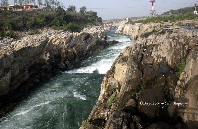 Travel magic: Bhedaghat