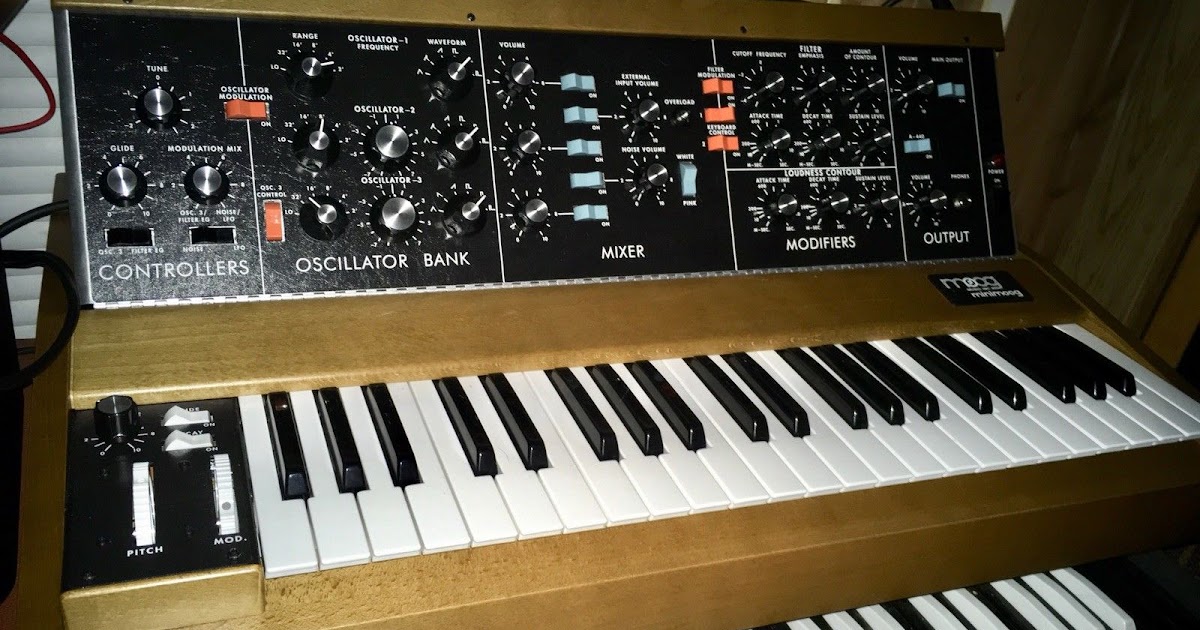 MATRIXSYNTH: Moog Minimoog D Keyboard Synthesizer