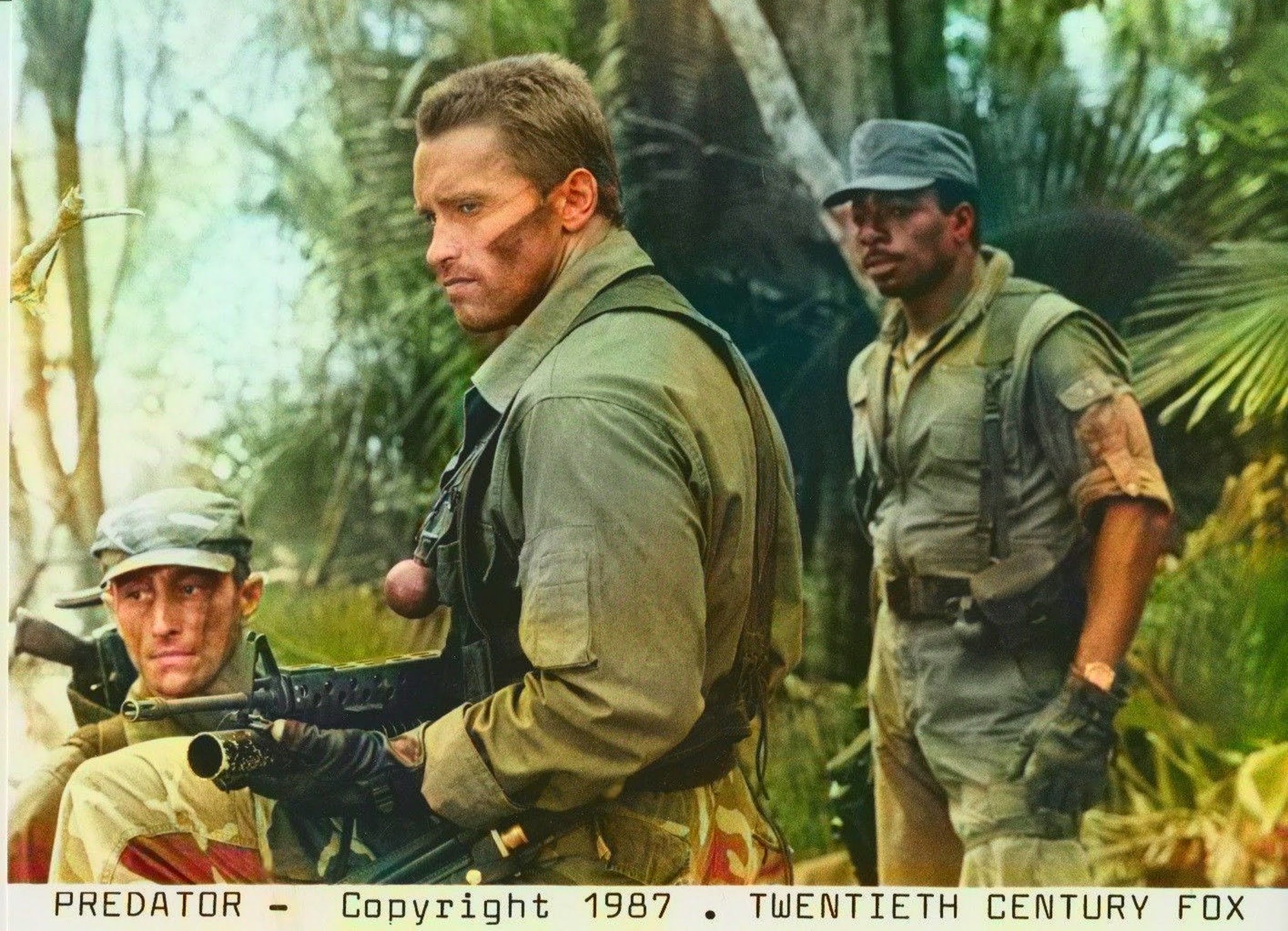 Review Film Predator (1987) Alien Sadis Jagal Manusia