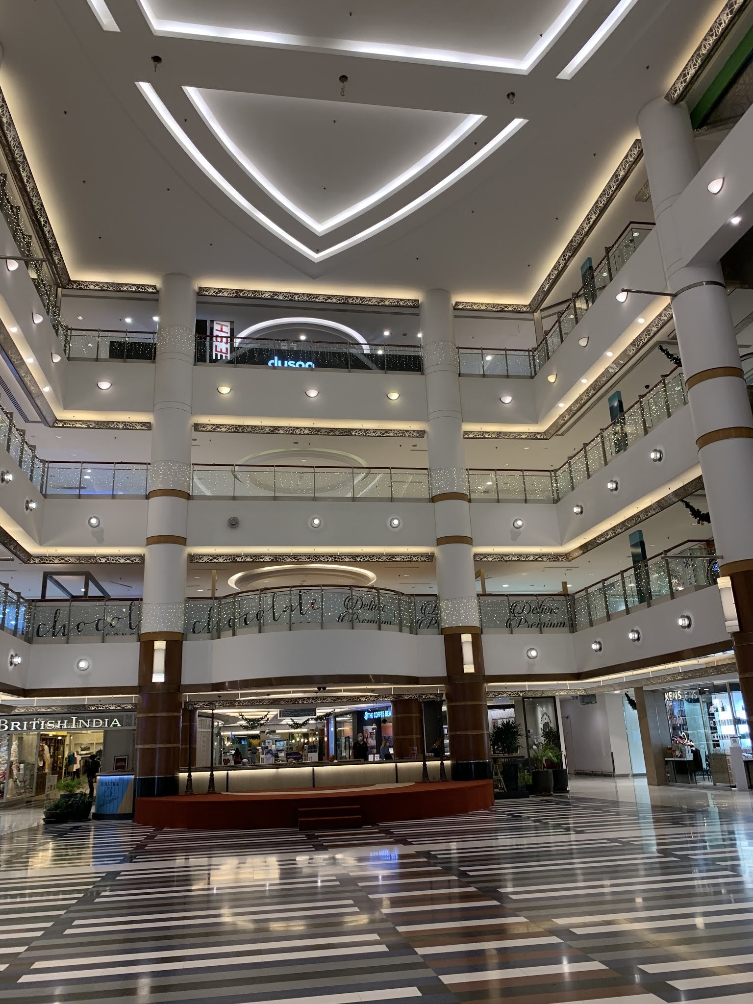 スーツのオーダーメイドができる Bangsar Shopping Centre ≪マレーシア生活≫|～ Malaysia Life