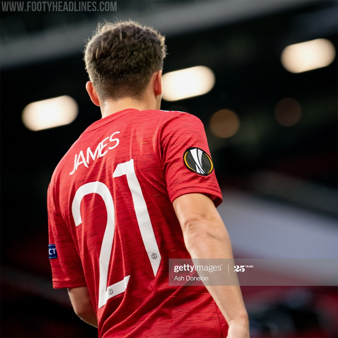 On Pitch: Manchester United 20-21 Home Kit With Alternative Socks ...
