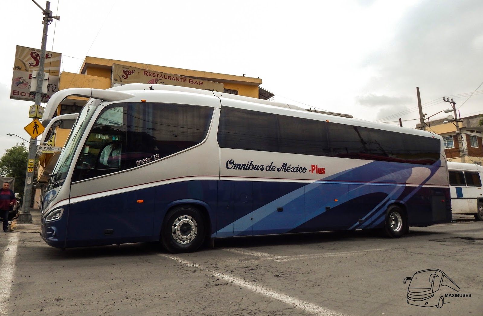 MAXIBUSES: OMNIBUS DE MÉXICO PLUS