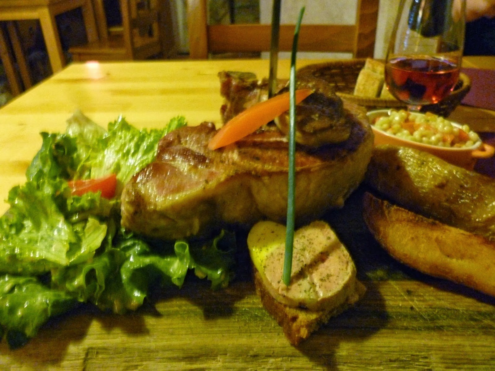 Amatrice du Vin: Tuesday evening at Le Goret