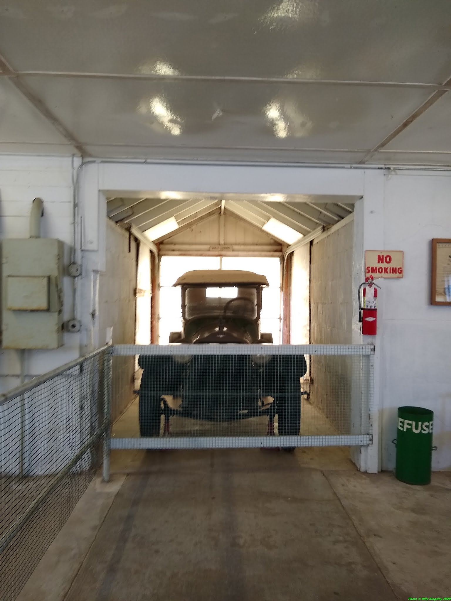 Cardboard History : Space Farms Zoo & Museum