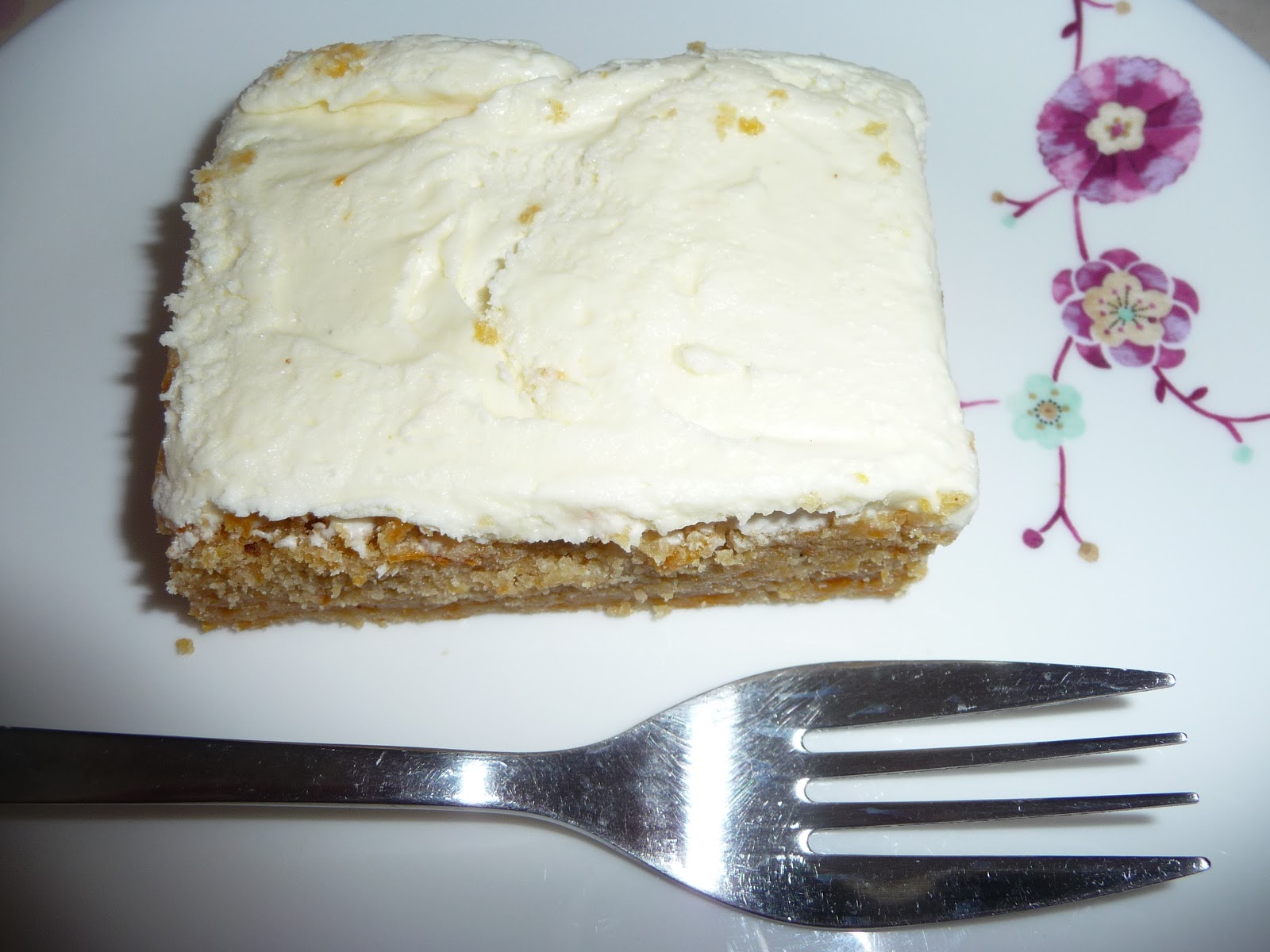 Let Them Eat Cake: Sarah-Jane and Cathryn from the Great British Bake Off!