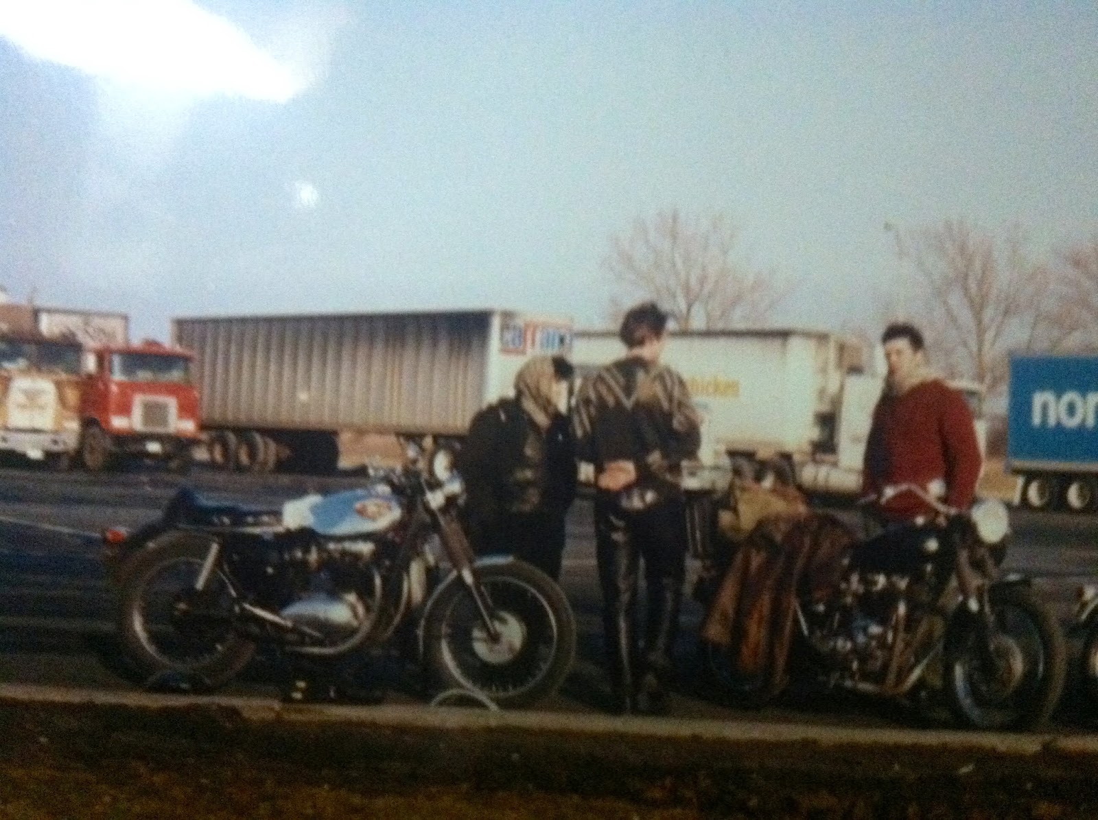 mangozeen: Dmitri Turin - Still On The Road