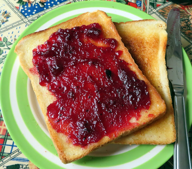 Apple & Blackberry Jam | The English Kitchen