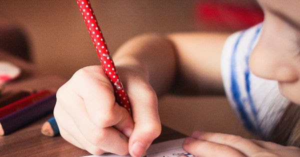 Learning and Exploring Through Play: Is Homework Beneficial