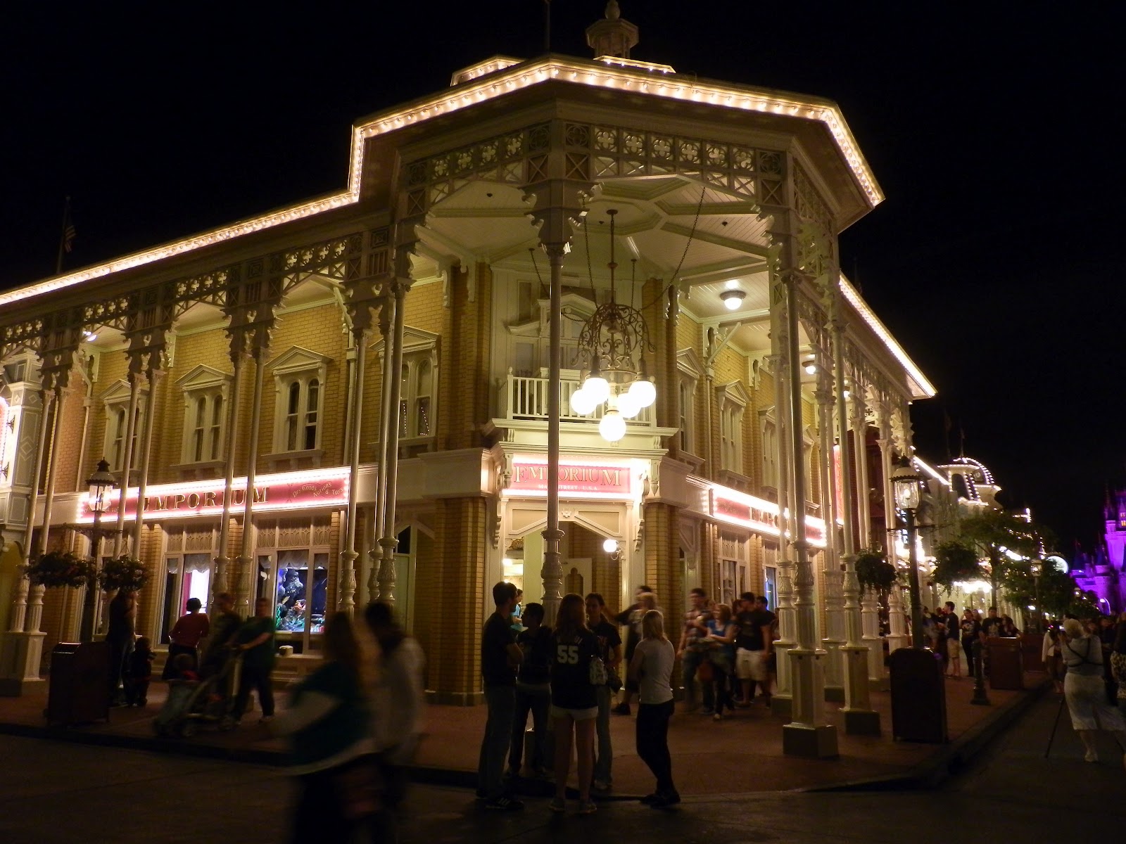 Disney Vacation Kingdom: Main Street USA At Night