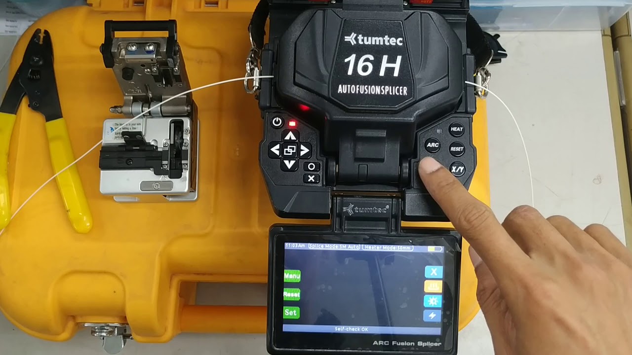 Fusion Splicer Bab II (Teknik Penyambungan Kabel Fiber Optic atau Splicing)