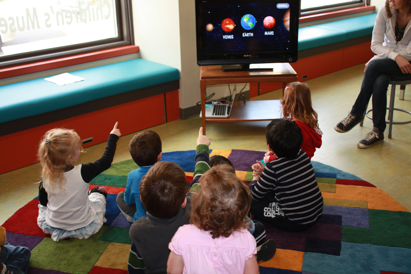 Ready to Learn in Tacoma: 2013 PBS KIDS Workshops off to a bang at the ...