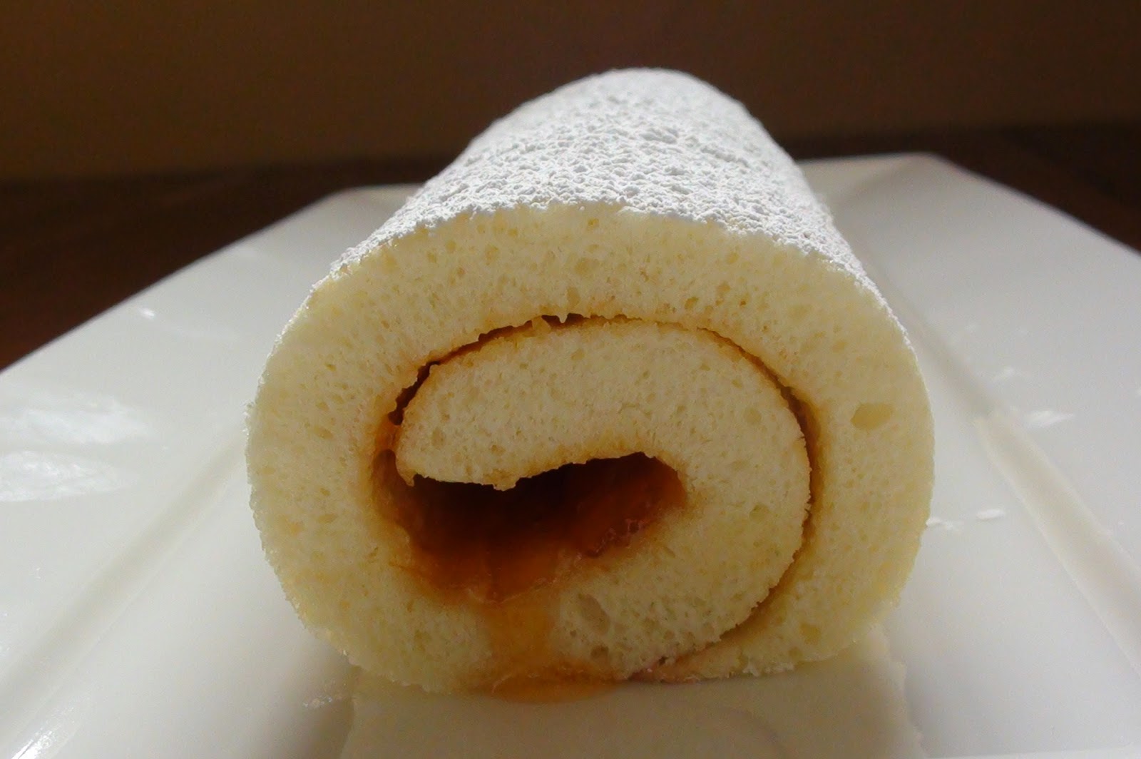 zsuzsa is in the kitchen: SWISS ROLL - PISKÓTA TEKERCS