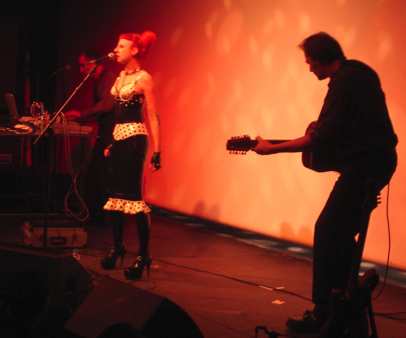 Elsasong: Trois concerts de Jad Wio