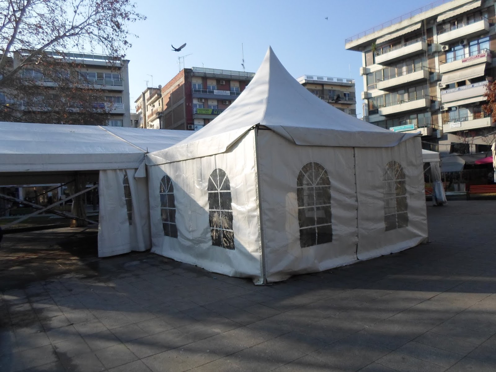 ΛΕΥΤΕΡΙΑ: ΠΡΟΣ ΤΟΝ ΔΗΜΑΡΧΟ ΚΑΤΕΡΙΝΗΣ: ΜΑΖΕΨΕ ΤΑ ΤΣΑΝΤΙΡΙΑ ΑΠΟ ΤΗΝ ...