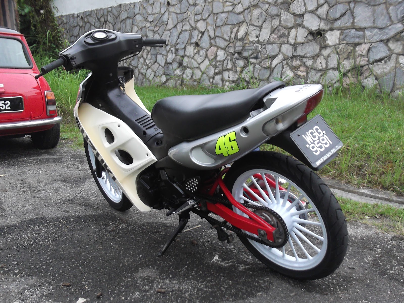 fleamart1online ....... !!!!!!!!!: Suzuki FX125 ..race makeover ...