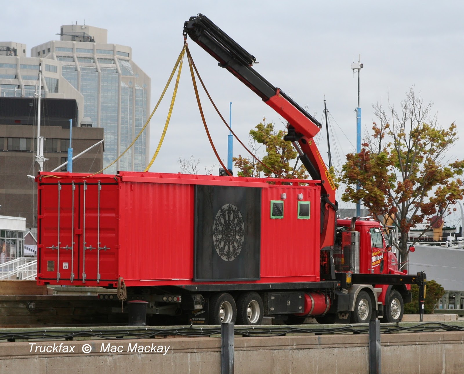 Shipfax: TEUs, seacans and other boxes