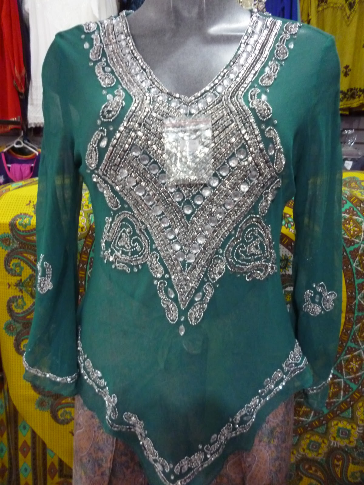 Ropa De La India: ROPA HINDU UNA VARIEDAD DE BOLSAS, JOYERIA, CHALINAS ...