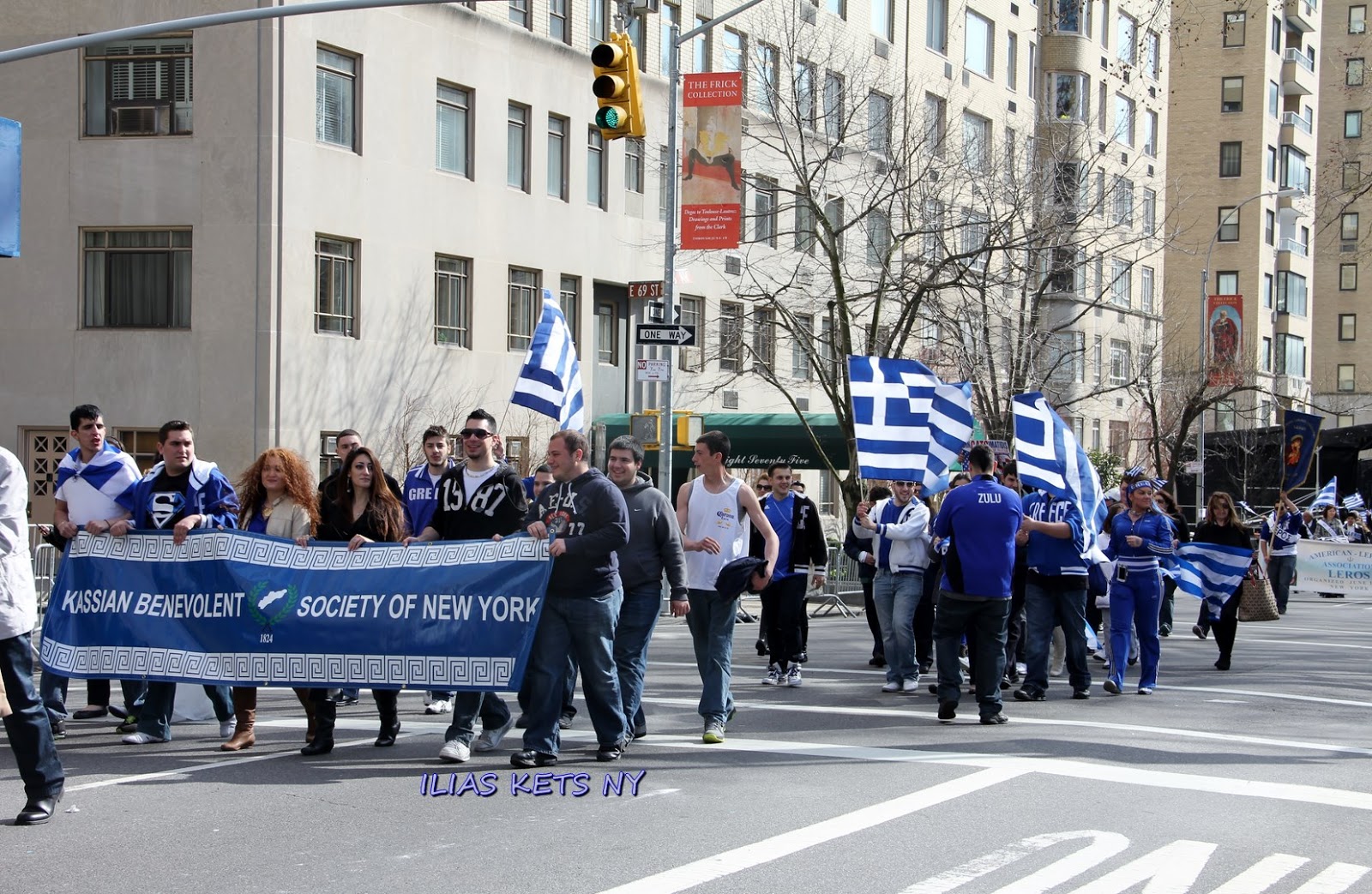 Η ΜΕΓΑΛΕΙΩΔΗΣ ΠΑΡΕΛΑΣΗ ΤΩΝ ΕΛΛΗΝΩΝ ΣΤΗ ΝΕΑ ΥΟΡΚΗ 2013. ΑΠΙΘΑΝΟ ...