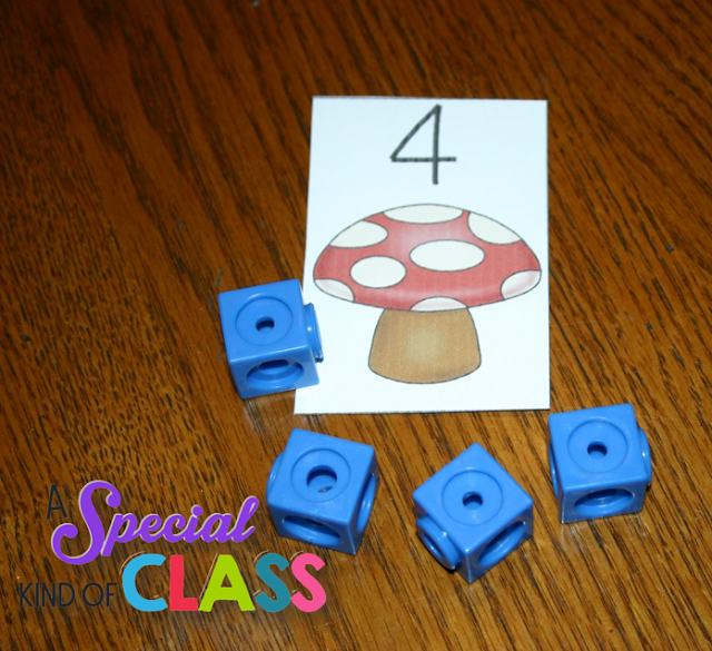 A special kind of class: Math Manipulative Monday - Snap Cubes