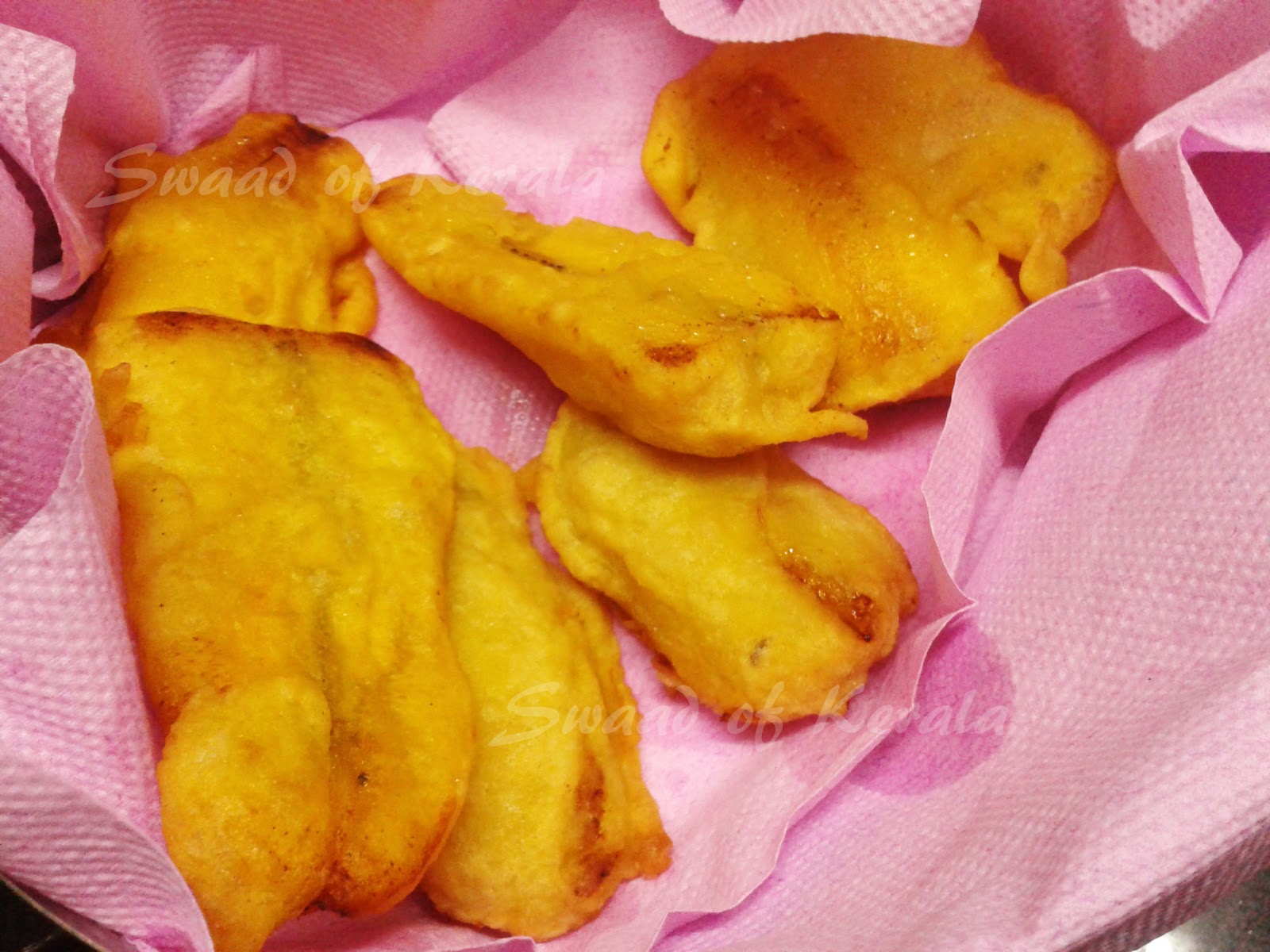 Swaad of Kerala: Pazham Pori (Ethakka Appam) / Banana Fritters