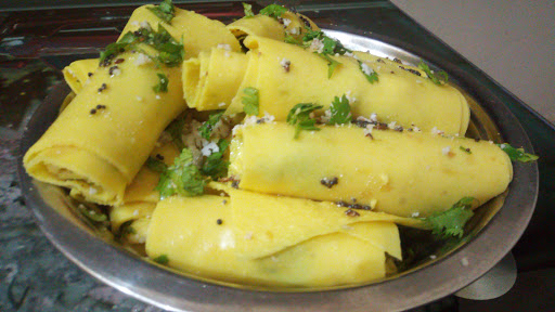 AUTHENTIC MAHARASHTRIAN RECIPE :- SURALICHI VADI