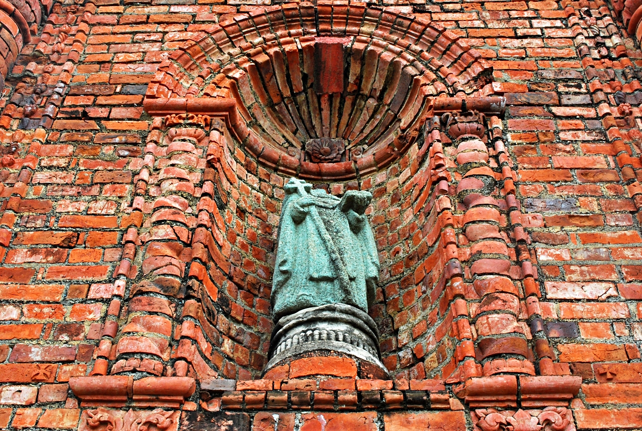 The Church of San Matias in Tumauini | Isabela - Nomadic Experiences