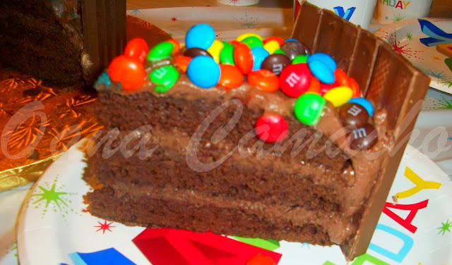 Cooking with love ! : TORT DE CIOCOLATA CU KIT KAT SI M&M'S ( KIT KAT ...
