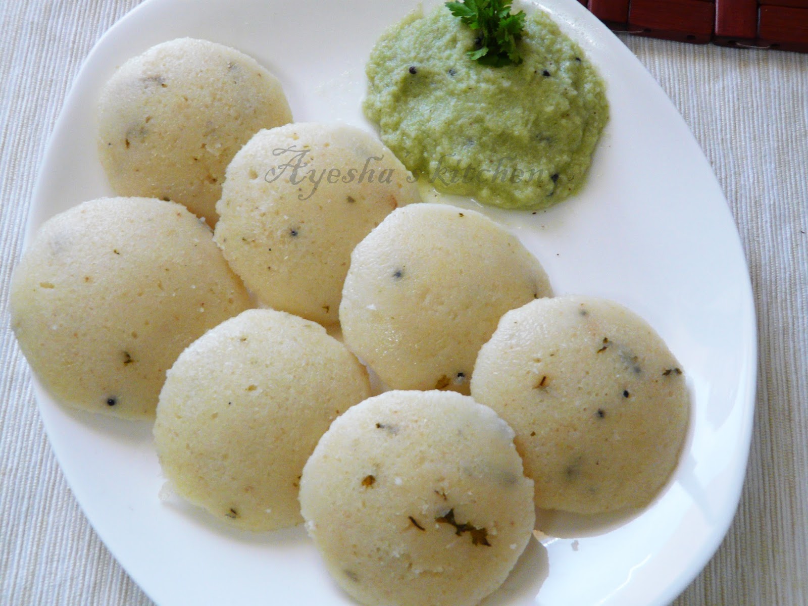 IDLI RECIPE - SEMOLINA / RAVA IDLI