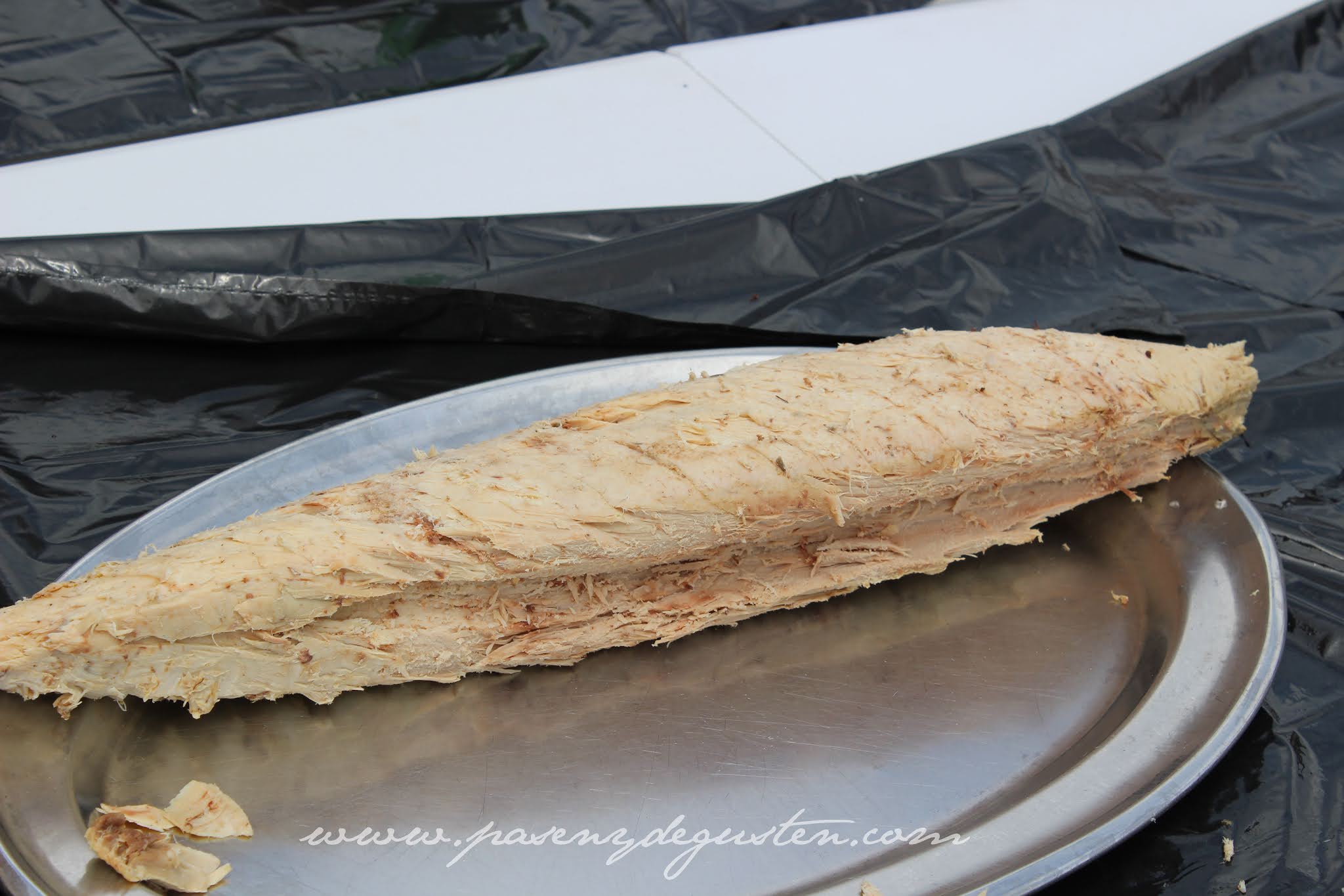 BONITO DEL NORTE EMBOTADO EN CASA - PASEN Y DEGUSTEN