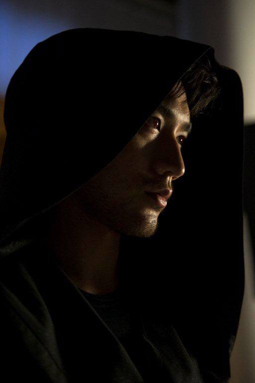 New Magnus Bane Still From 'The Mortal Instruments: CITY OF BONES ...