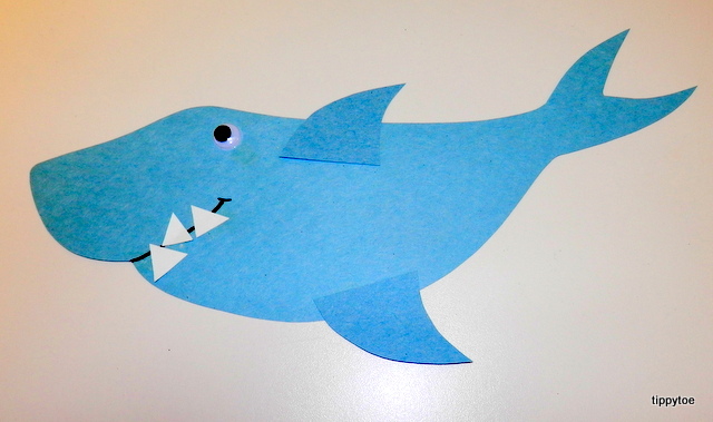 Tippytoe Crafts: Shark Craft