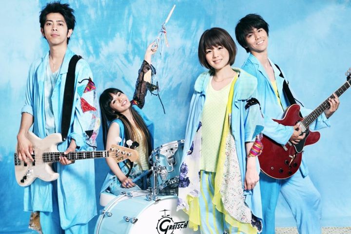 Biografi dan Fakta-fakta Idolaku: .:: 7!! ::. ~Seven Oops~