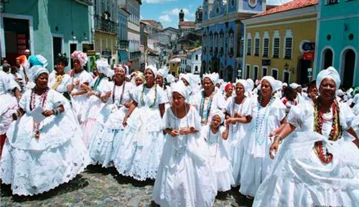 Nosotros... de este lado: La ciudad encantada: Resistencia en la ...