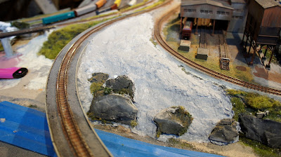quinntopia - An N Scale blog: Landscape Repair