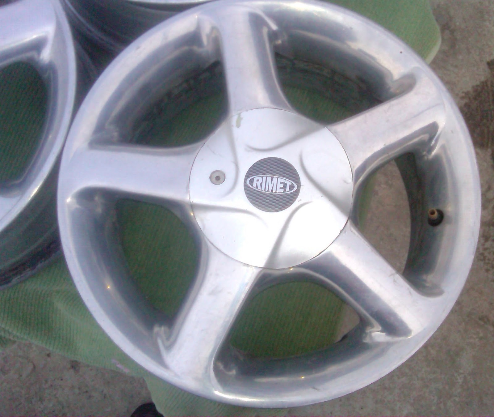 Michael Steelheart: rines 14 de aluminio