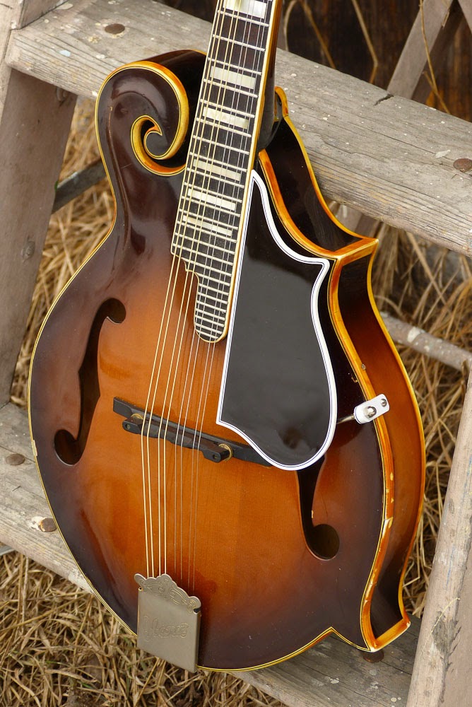 1970s Ibanez Artist 523 F-Style Carved Mandolin