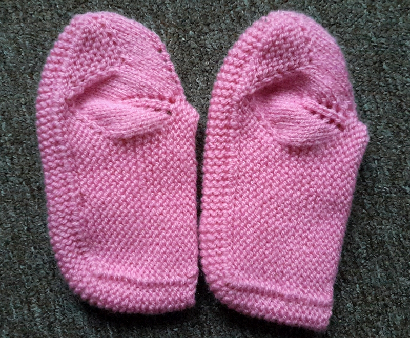 Anything Creative: Pink Seamless Slipper