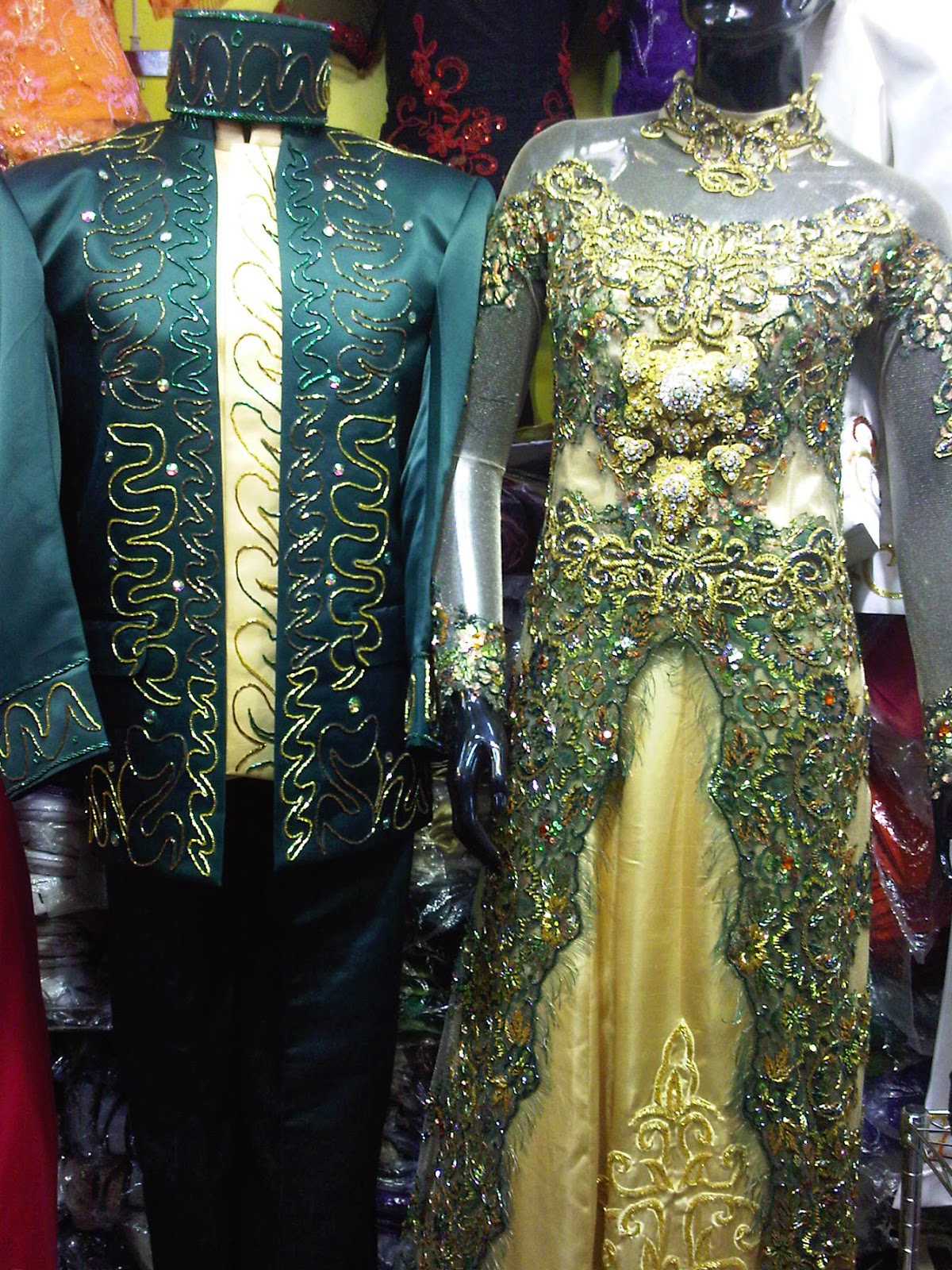 Rumah Pengantin Bugis Makassar Baju Kebaya Modern