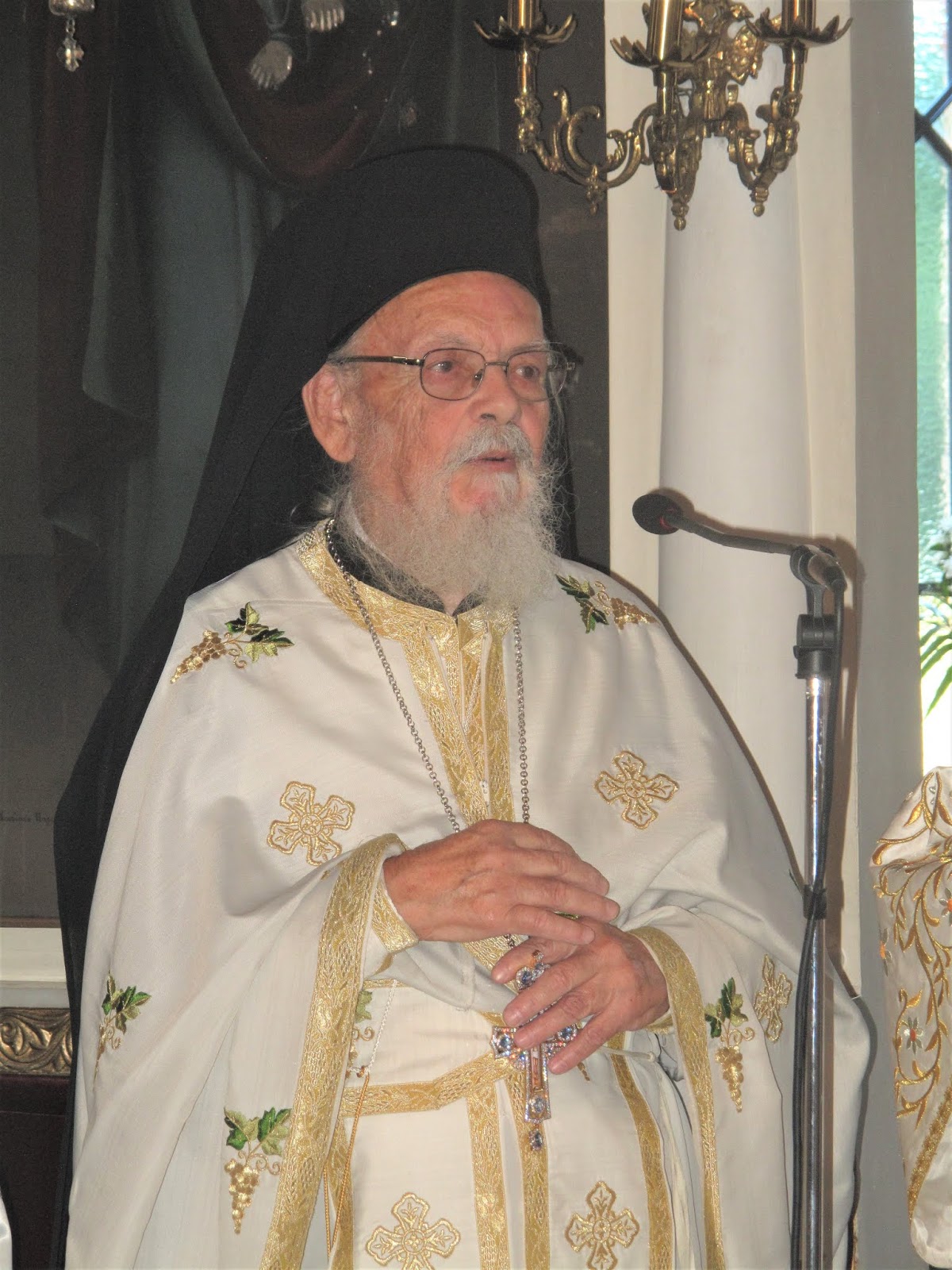 ΕΞΕΔΗΜΗΣΕ ΠΡΟΣ ΚΥΡΙΟΝ Ο π. ΑΘΑΝΑΣΙΟΣ ΒΑΜΒΙΝΗΣ | TASTV.gr | Τα νέα της ...