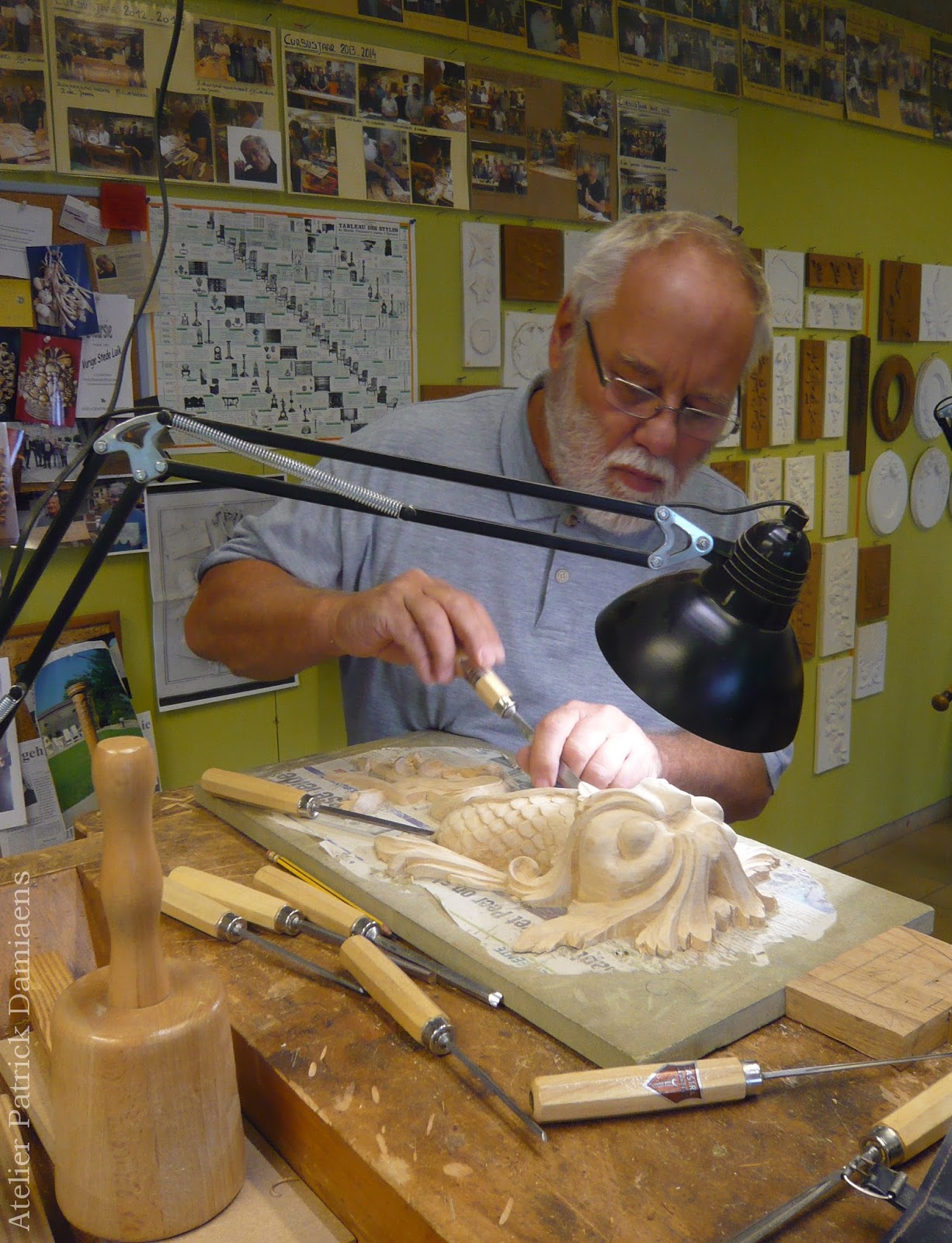 Sculpture Ornementale PATRICK DAMIAENS: Cours de sculptures sur bois a ...