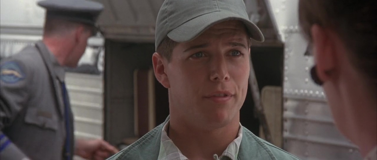 ausCAPS: Scott Wolf shirtless in White Squall