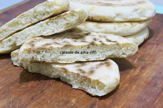 MATLOU3 OU MATLOUE - GALETTES ALGERIENNES A LA FARINE SANS PETRISSAGE